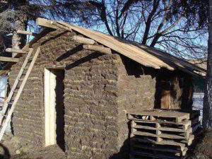 How To Build A "Dirt" Cheap Sod House (Soddy) - Ask a Prepper